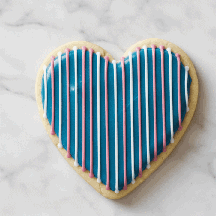 Complete Guide to Wet on Wet Cookie Decorating for Beginners
